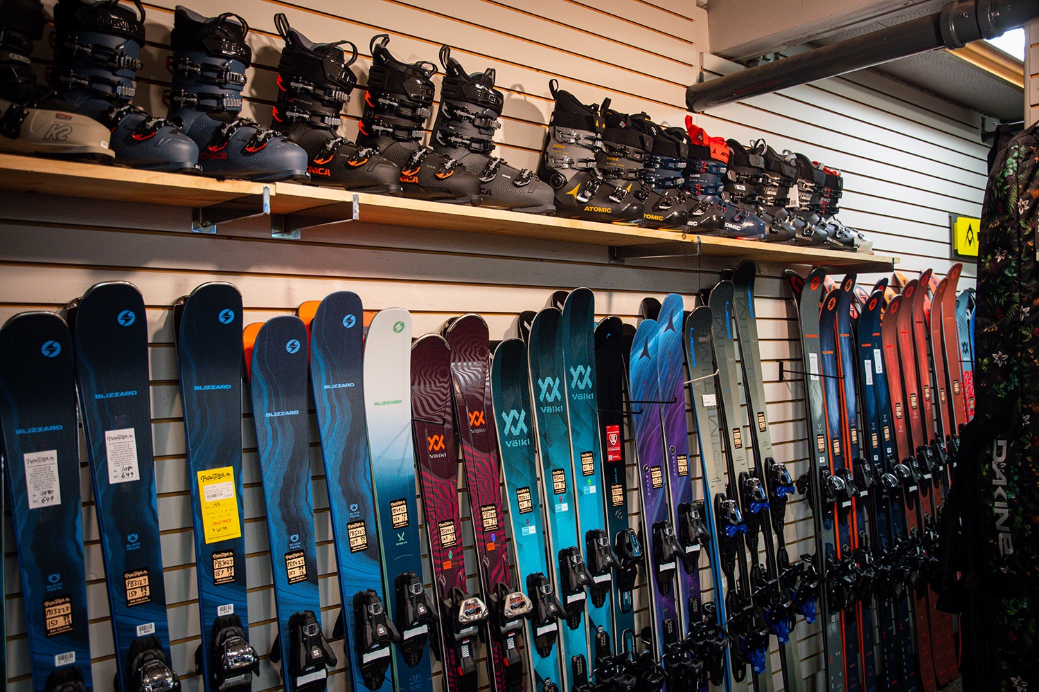 Potter Brothers Ski & Snowboard - Bromley Mountain Ski Resort